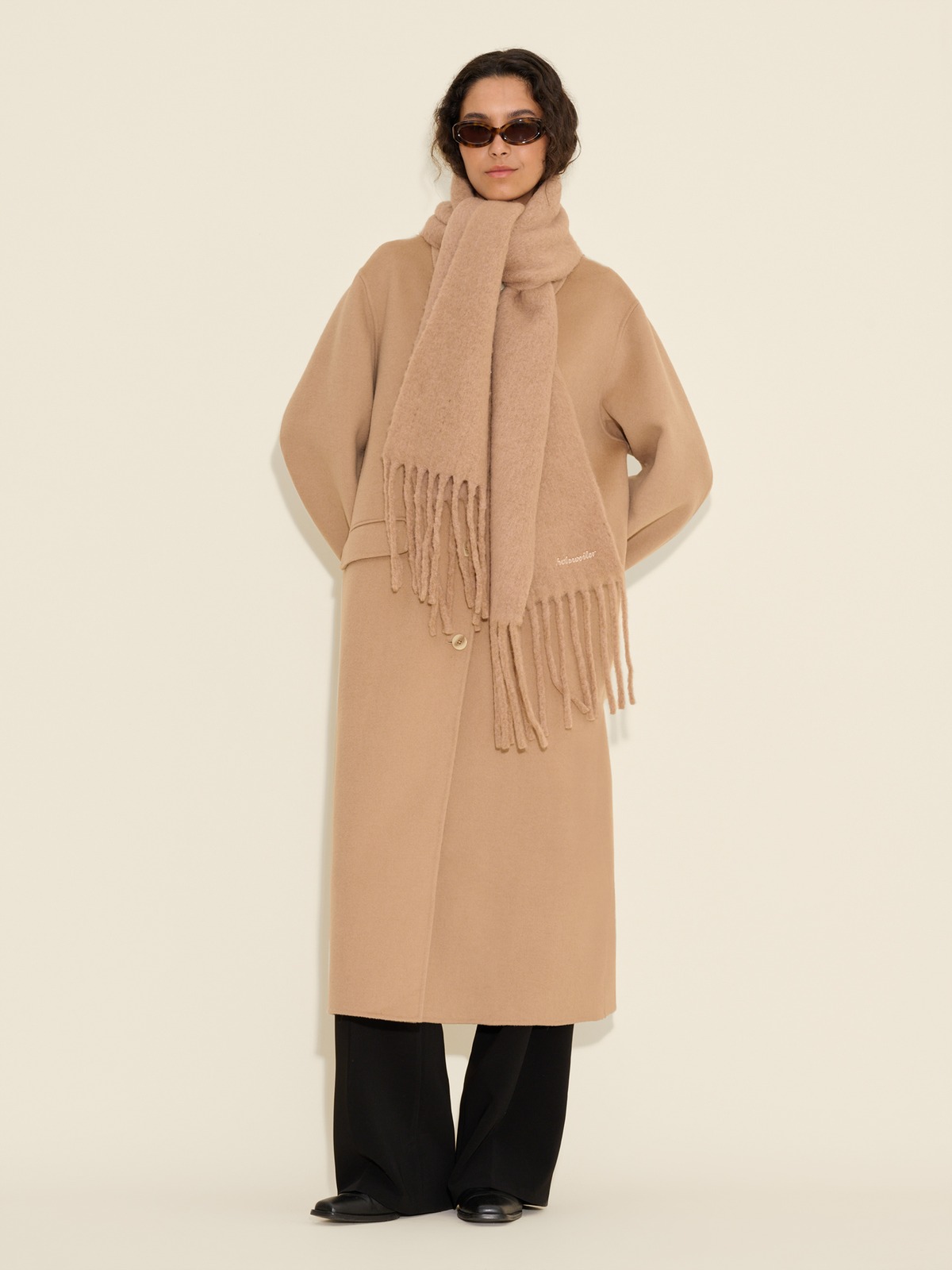 Aster Solid - Beige - Holzweiler